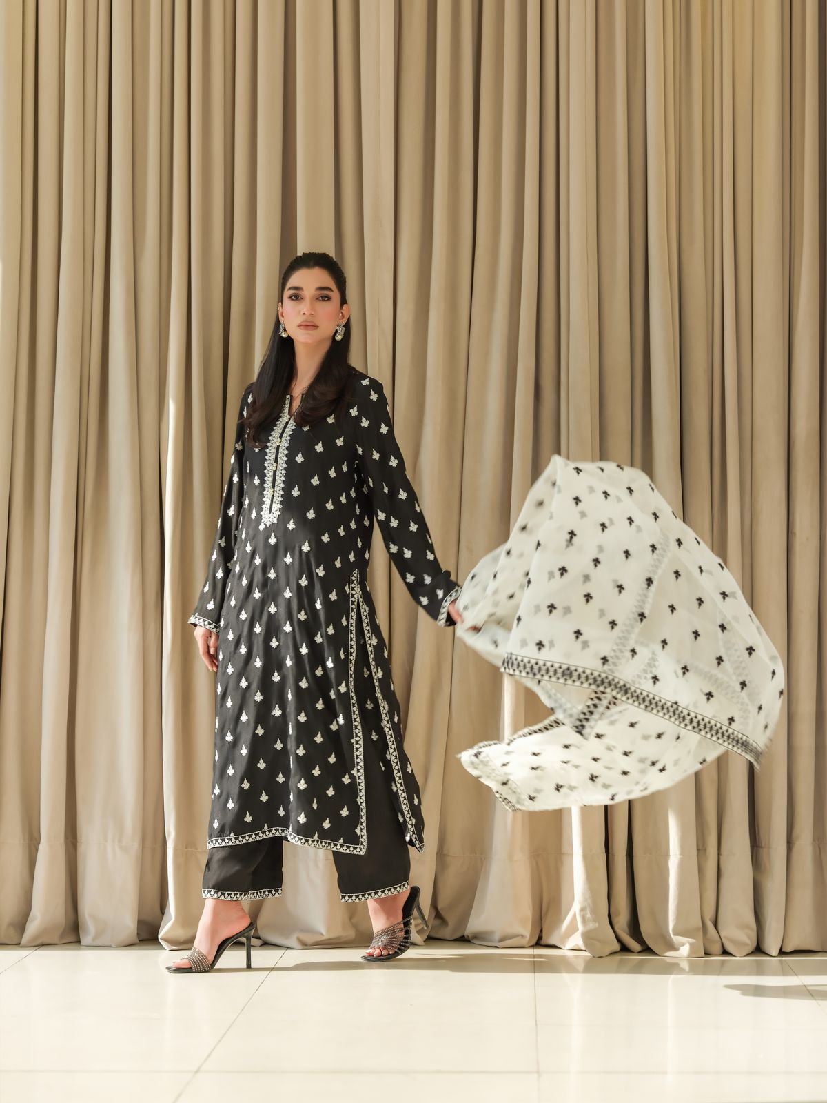 Raven – Maria Ali Store