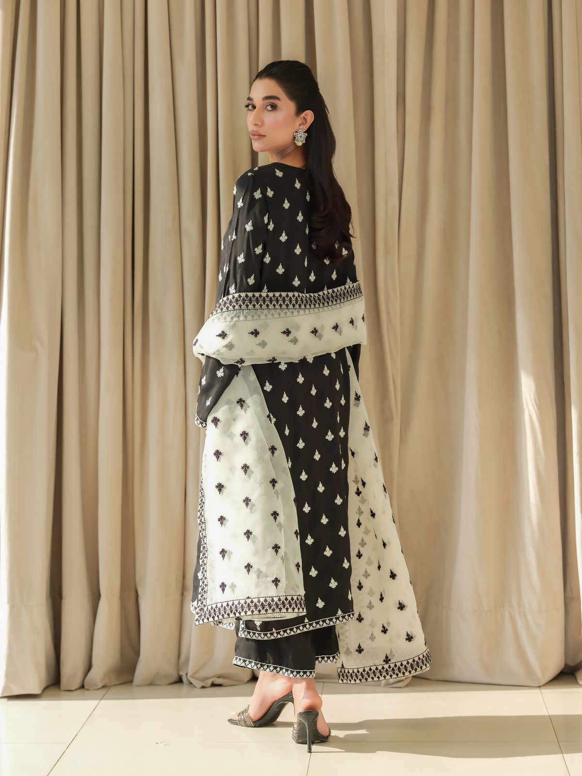 Raven – Maria Ali Store